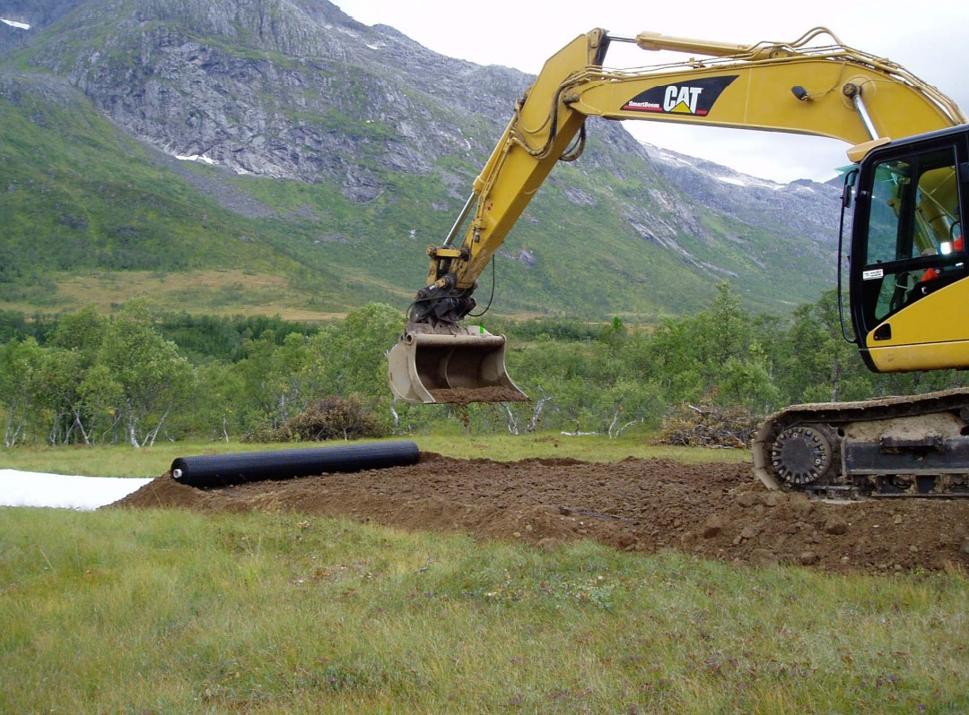 Bygging av vei på myr uten utgraving | Dahl.no
